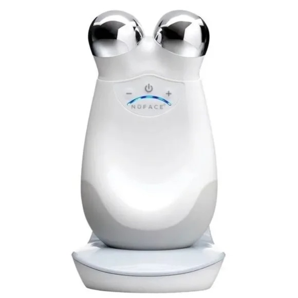 NuFace | Skincare | Nuface Trinity Pro Facial Toning Device Like New ...